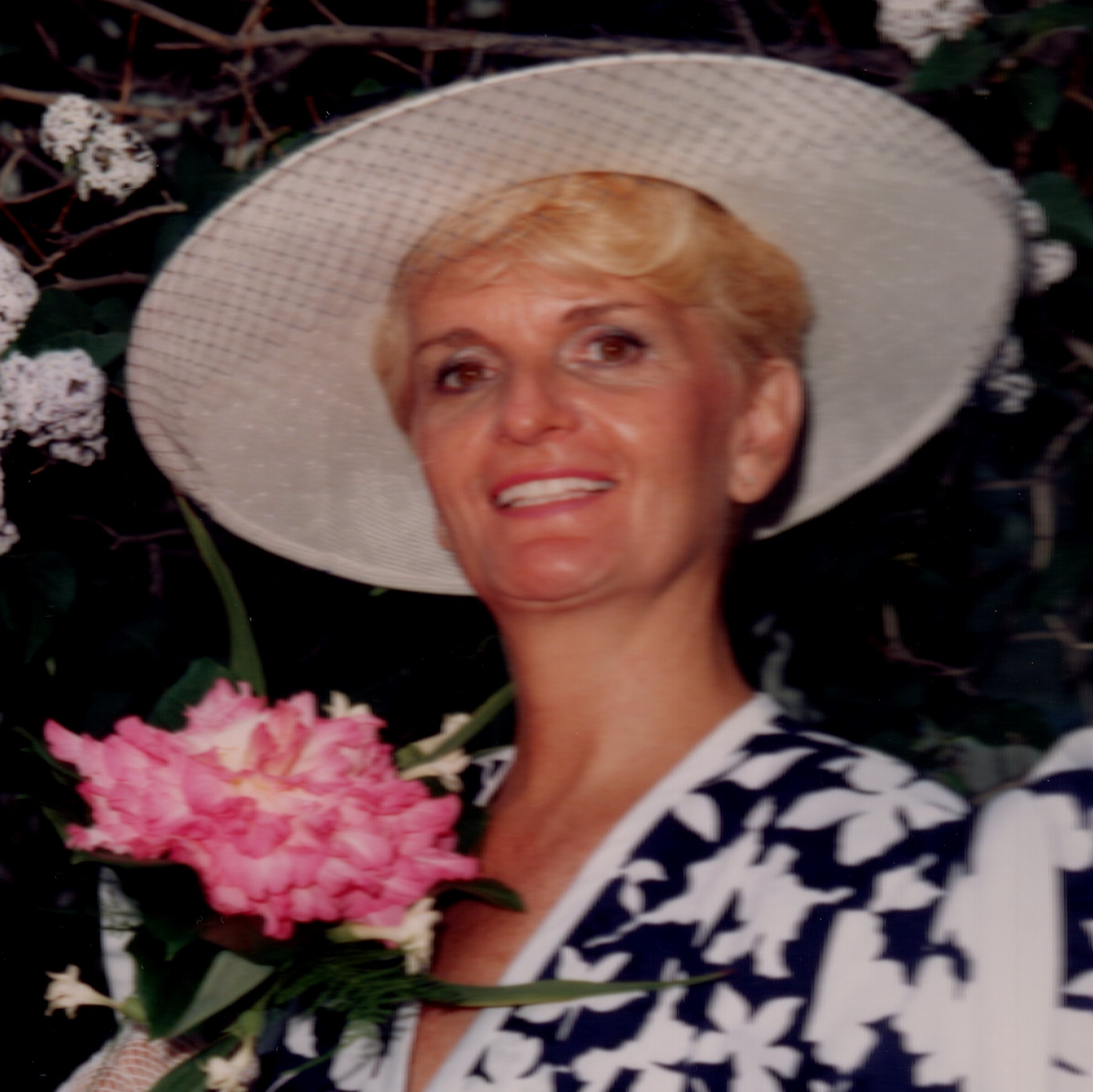 Edith ASSELIN | Résidences Funéraires Goyer