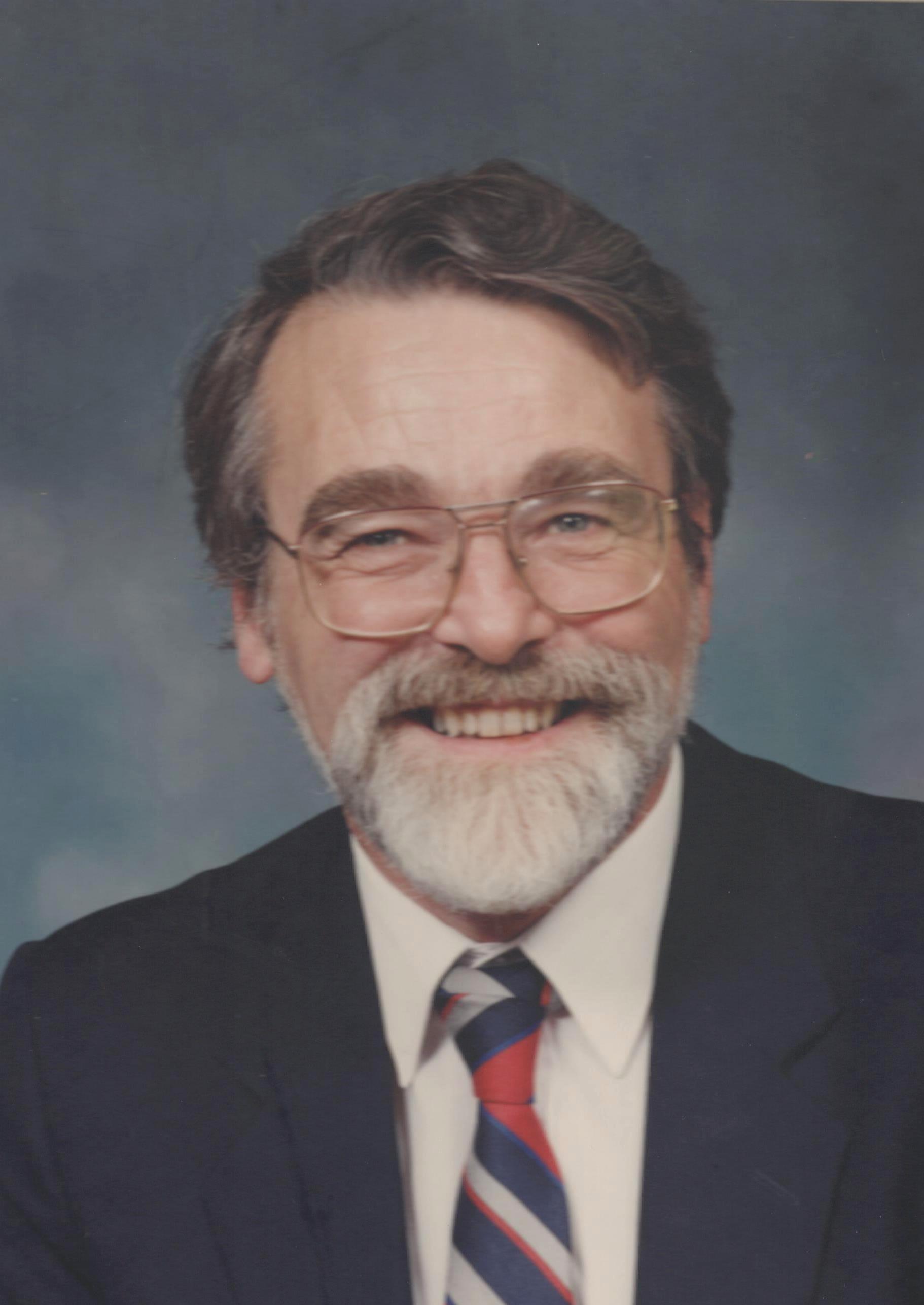 Luc JOHNSON | Résidences Funéraires Goyer