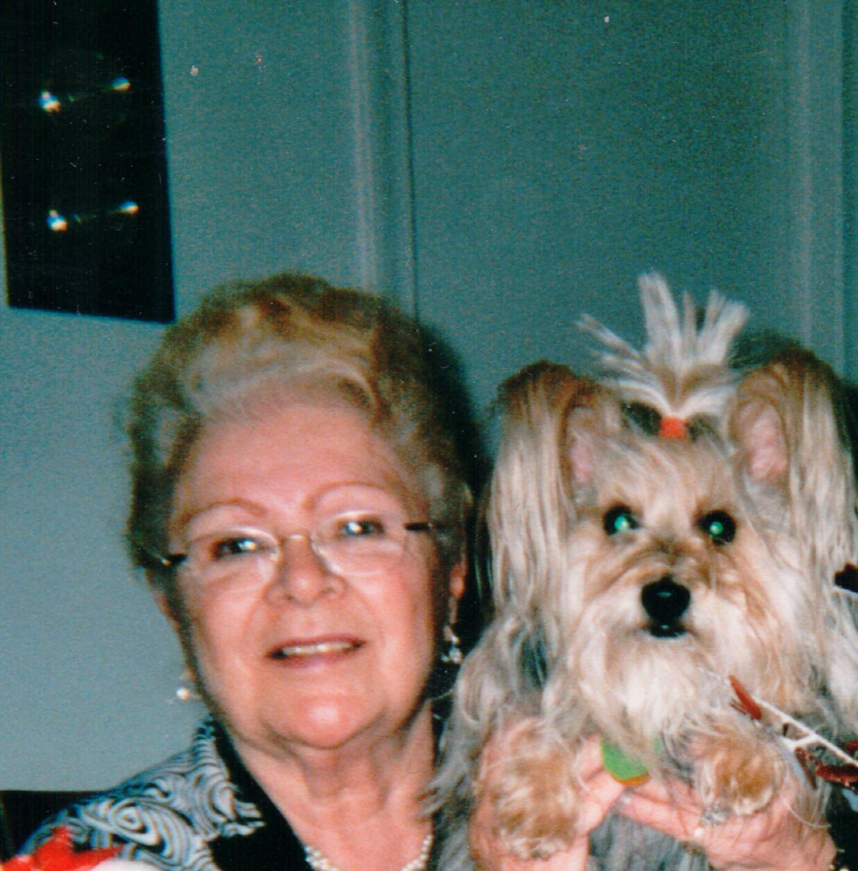 Ozilda ``Gaby`` MONETTE (Née Soucy) | Résidences Funéraires Goyer